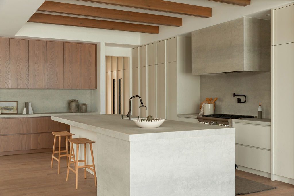 Japandi Kitchen: When Simplicity Embodies an Art of Living | Ateliers Jacob
